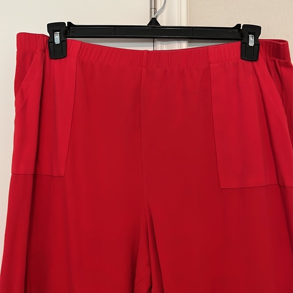White Stag Pants And Jumpsuits White Stag Stretchy Capri Pants In Red Size Xl 618 Poshmark
